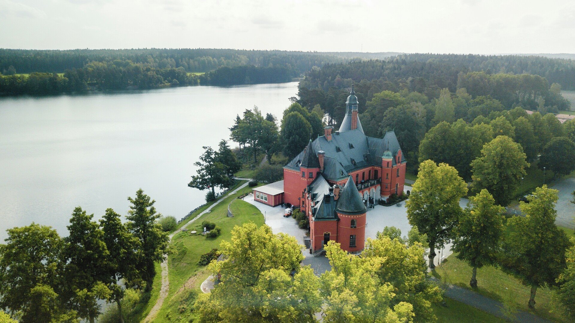Lejondals Castle in Bro, Sweden | Countryside Hotels