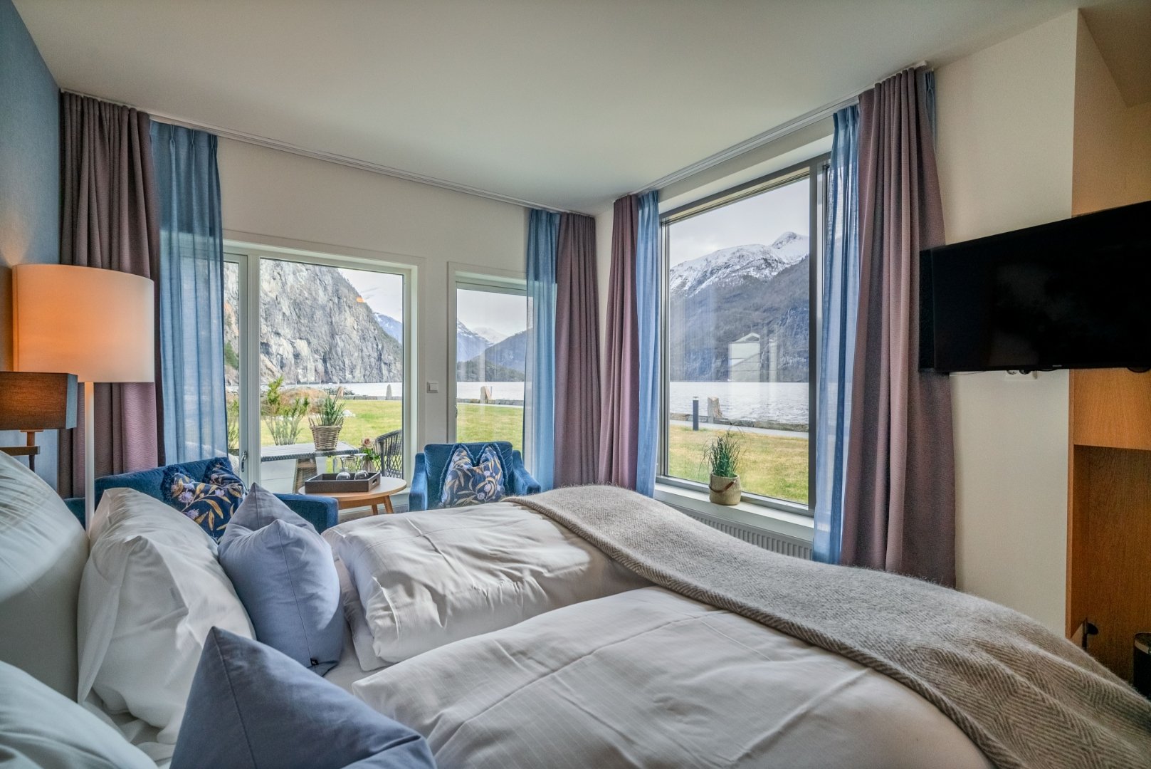 Superior rom med fjordutsikt