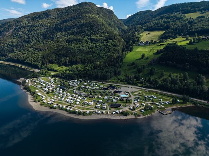 Pluscamp Mageli - Velkommen til Pluscamp Mageli - Tretten