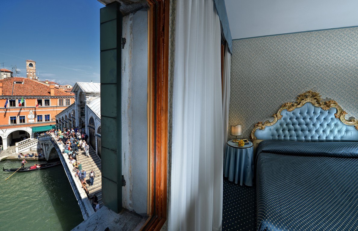 Hotel Rialto - Double Room with Grand Canal View